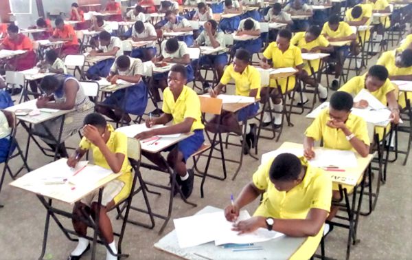 Reduction of basic school subjects in order - Students declare ...