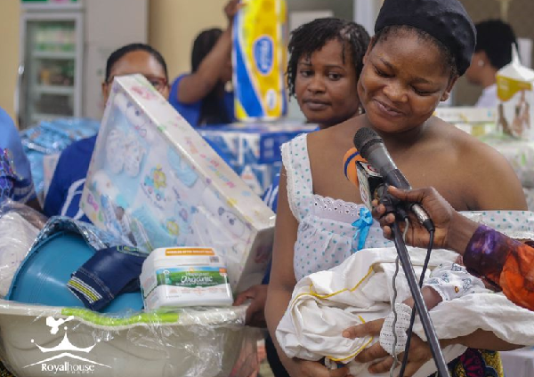 Royalhouse Chapel International Pays Hospital Bills For 50 Mothers Royalhouse Chapel International Pays Hospital Bills For 50 Mothers