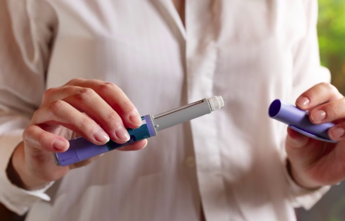 Weight-loss drugs can cut breast cancer risk by up to 30%, studies ...