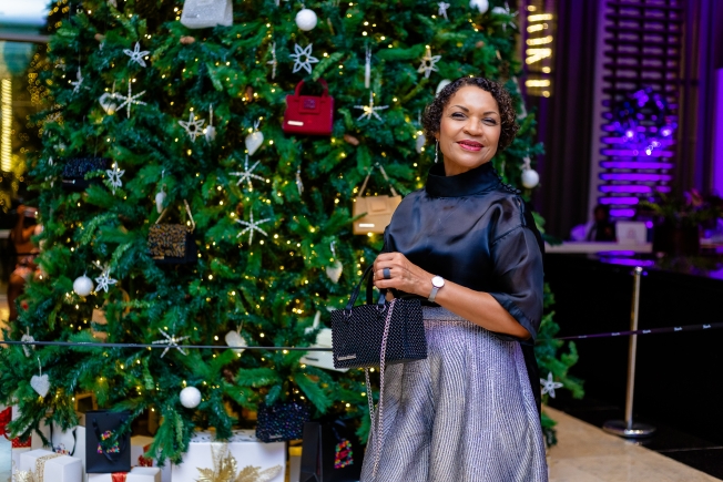 Kempinski Hotel unveils iconic Christmas tree - Graphic Online