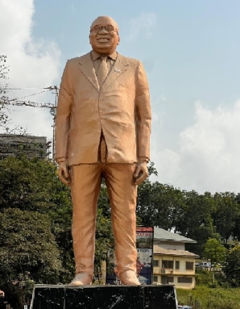 Damage found on President Akufo-Addo’s statue in Sekondi-Takoradi ...
