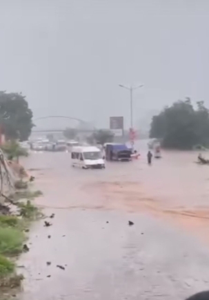 FLOOD ALERT VIDEO: Airport - Airport - Shangrilla - Shiashie road ...