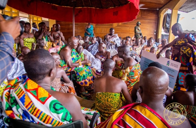 UKGCC supports Otumfuo Osei Tutu II Foundation with GH₵100K - Graphic ...