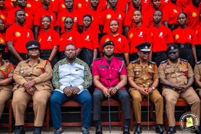 YEA, GNFS pass out 894 trainees in Fire Assistants Programme, 60% ...