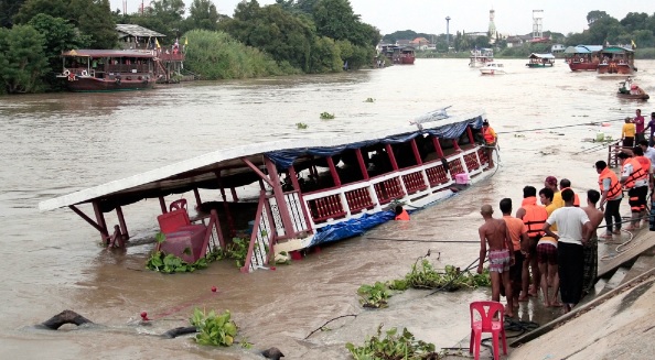 Three die in boat mishap - Graphic Online