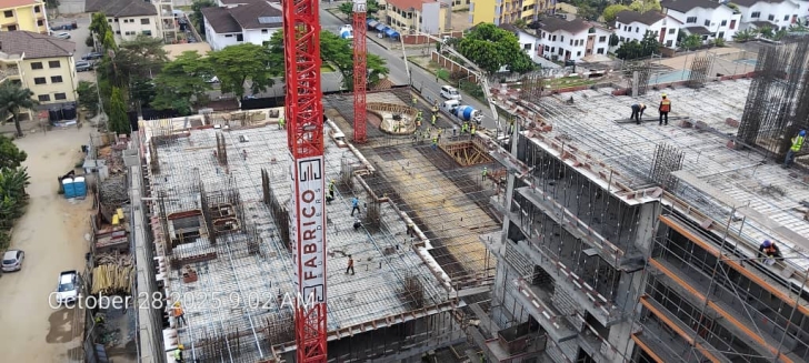 1st-floor podium concrete slab collapsed in Roman Ridge building ...