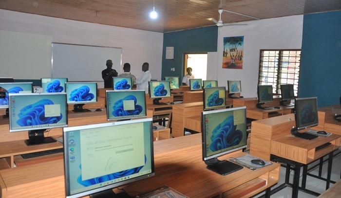Tutu Methodist JHS gets GH¢150,000 ICT laboratory - Graphic Online