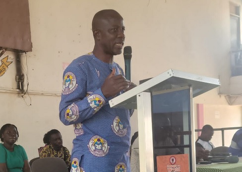 KASEC students protest against unapproved WASSCE fee - Graphic Online