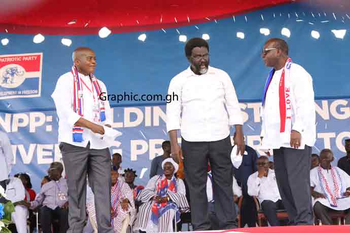When President Akufo-Addo wished the 3 chairman aspirants well (PHOTOS ...