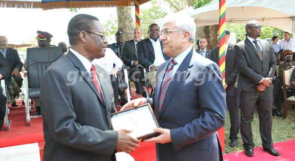 Lebanese President Sleiman honours two retired military officers ...